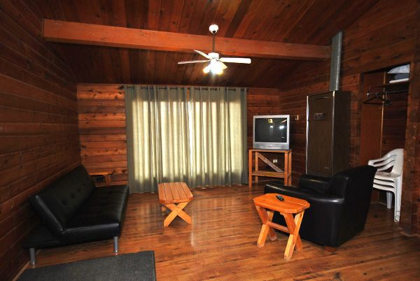 Kenosee Lake Restaurant | Kenosee Inn & Cabins Saskatchewan | Carlyle ...